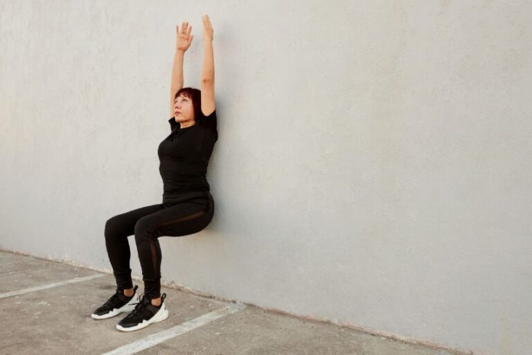 How to Do Wall Sit Exercises - Fitness guides